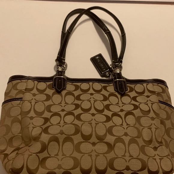 Coach | Bags | Coach G20 F15146 Medium Size Handbag | Poshmark